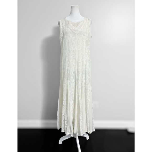 Starina | Dresses | Starina Rare Vintage Cottage Core Elegant Lace ...